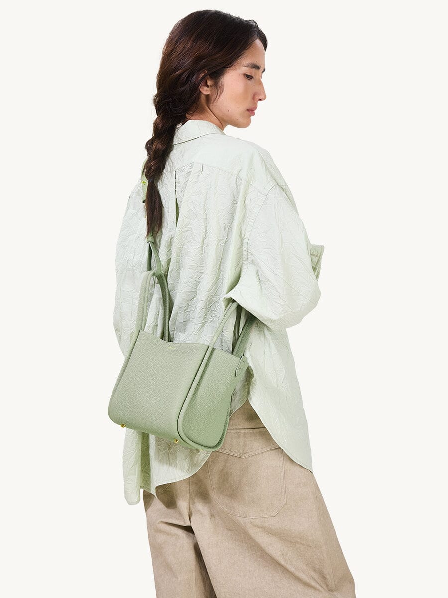 Medium Leather Bucket Bag | Jade Full-Grain, 19x17x20cm – Songmont